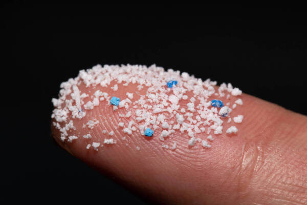 REACH microplastics restriction: first deadline takes effect today ...